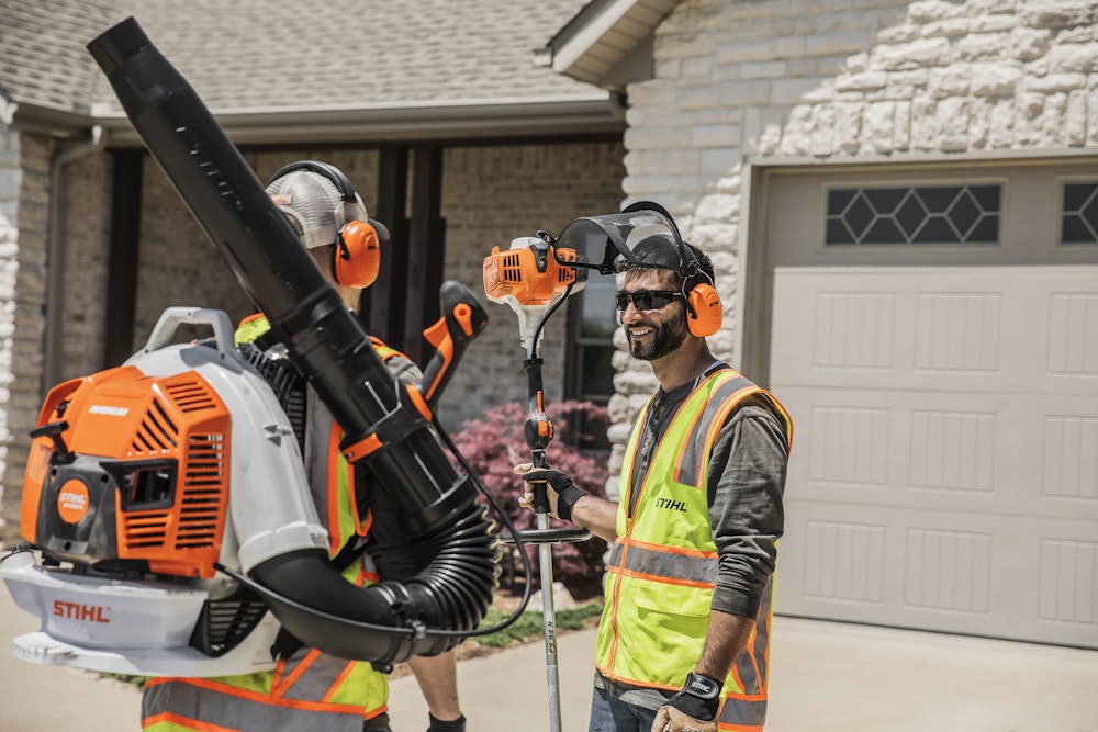 How to Find and Hire a Landscaper | Articles | STIHL USA