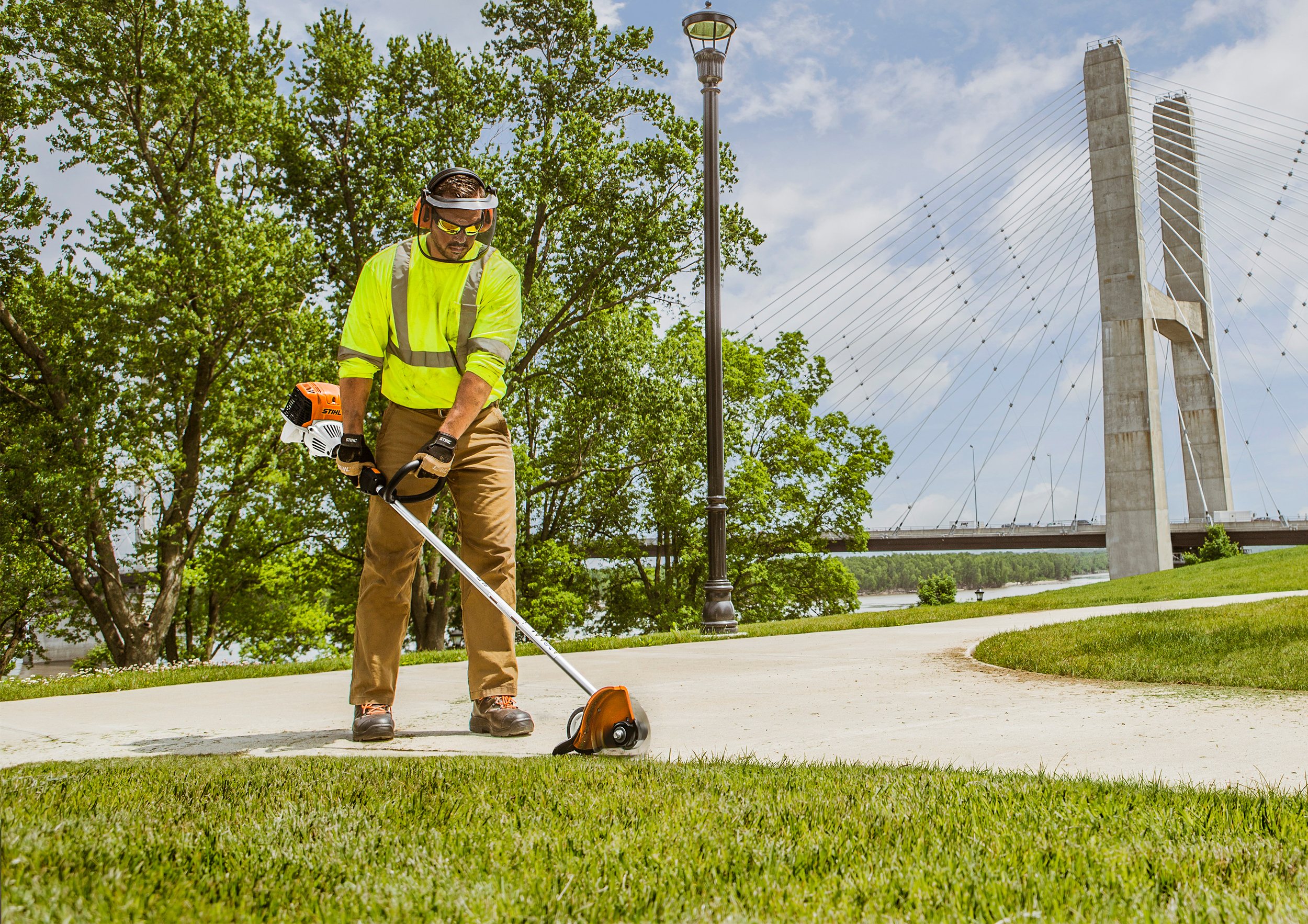 How to Use an Edger | How to Start an Edger | STIHL USA