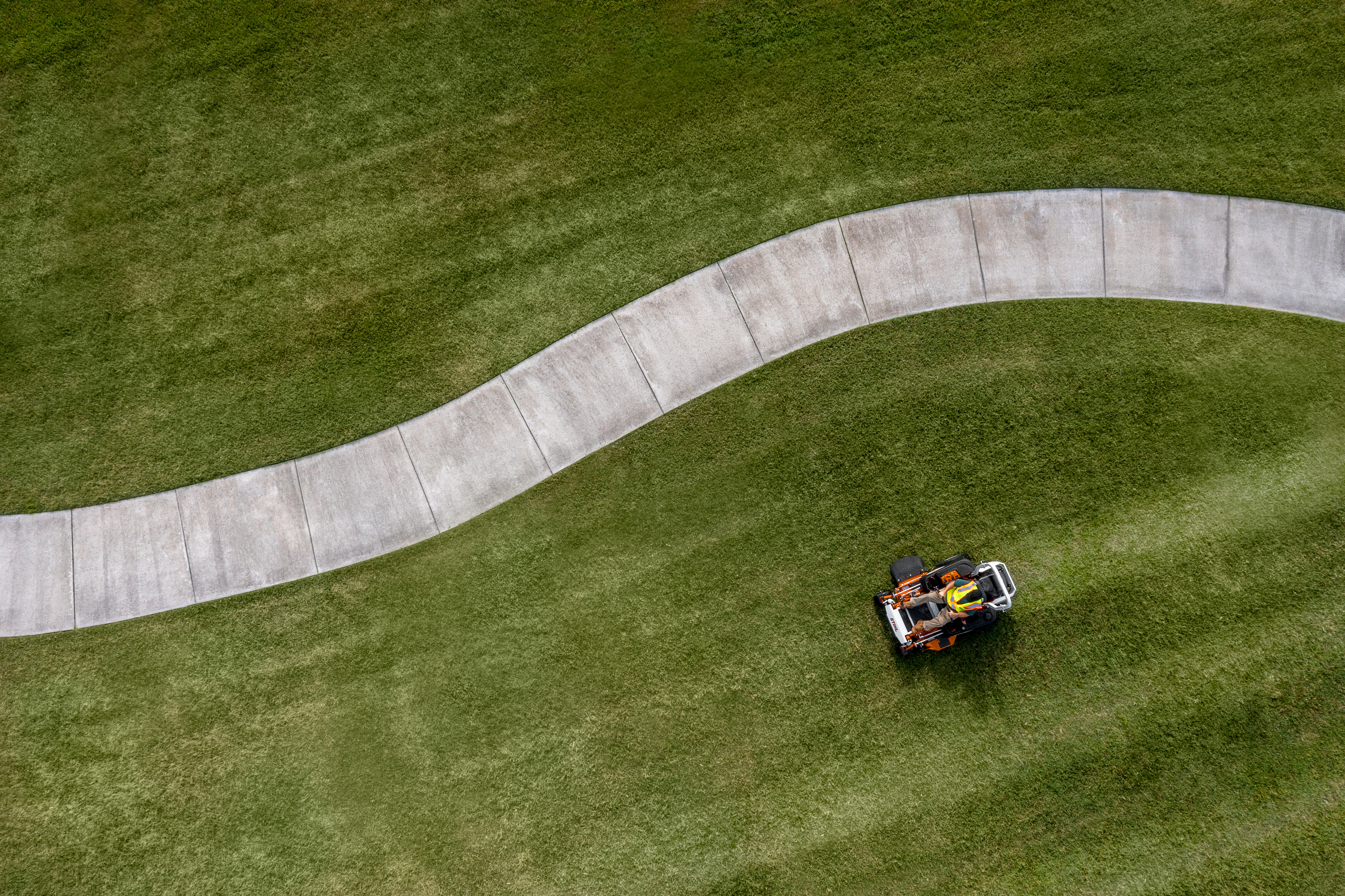 How to Choose a Lawn Mower | STIHL Lawn Mowers | STIHL USA